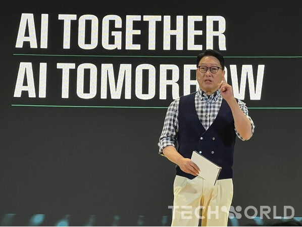 SK's Chey Tae-won: "AI Innovation Needs Global Partnerships"